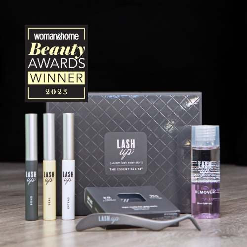 Eyelash Extensions and Press on Nails UK – MeAmora