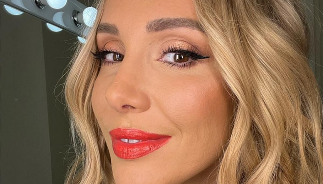 Cat Eyelash Extensions: A Look That Will Leave You Feline Fabulous ...