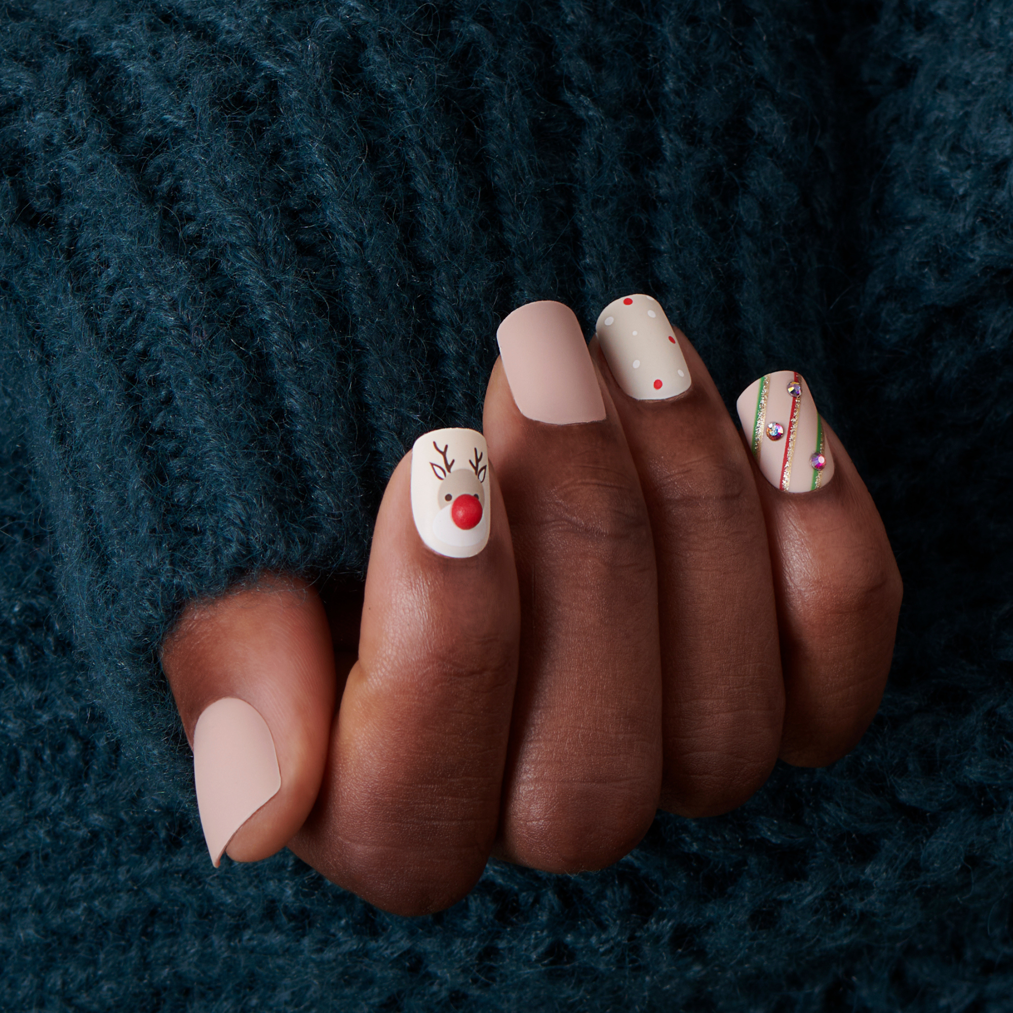 Red Nose - Squoval Nail On Press On Manicure – MeAmora