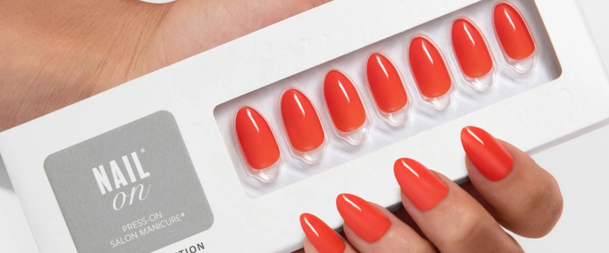 Eyelash Extensions and Press on Nails UK – MeAmora