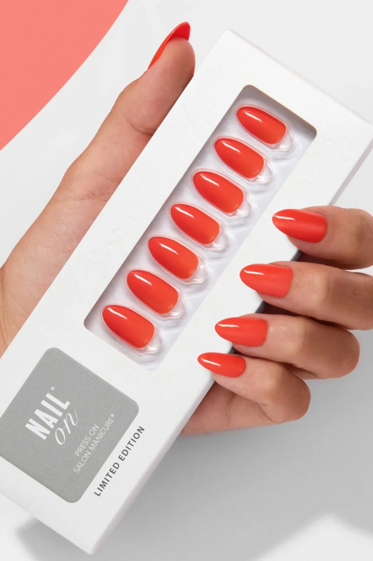 Eyelash Extensions and Press on Nails UK – MeAmora